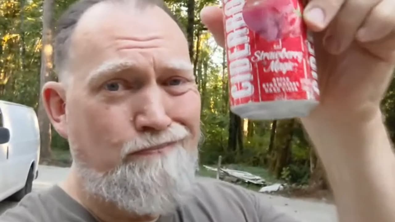 Ciderboys Strawbery Magic Cider Reviewed - I Tried That